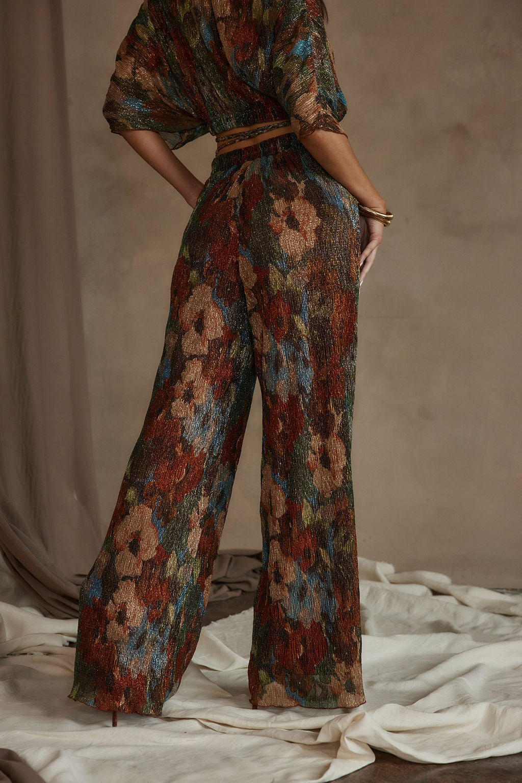Kaia Multicolor Metallic Floral Pant – 12th Tribe