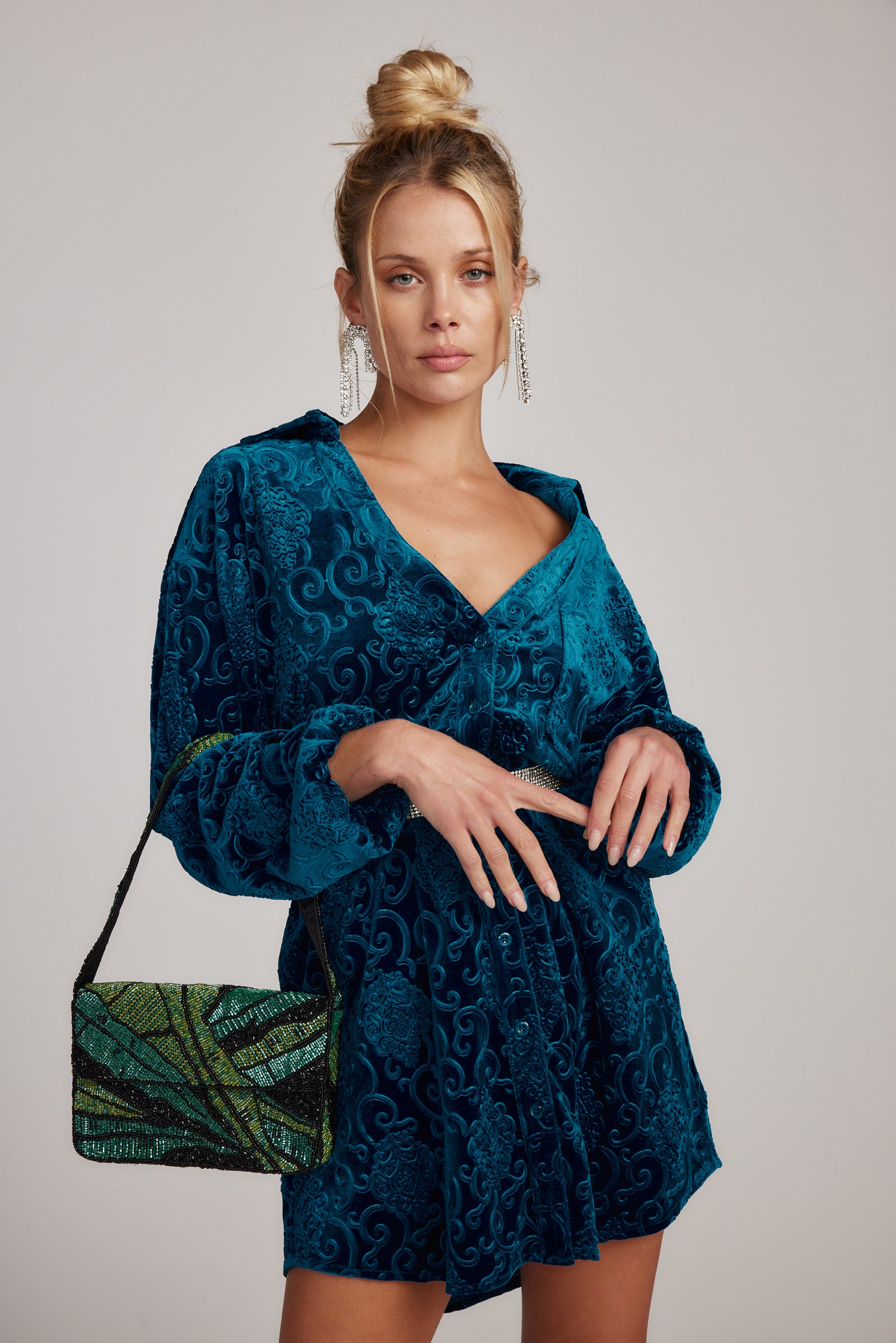 Kali Blue Long Sleeve Velvet Dress – 12th Tribe
