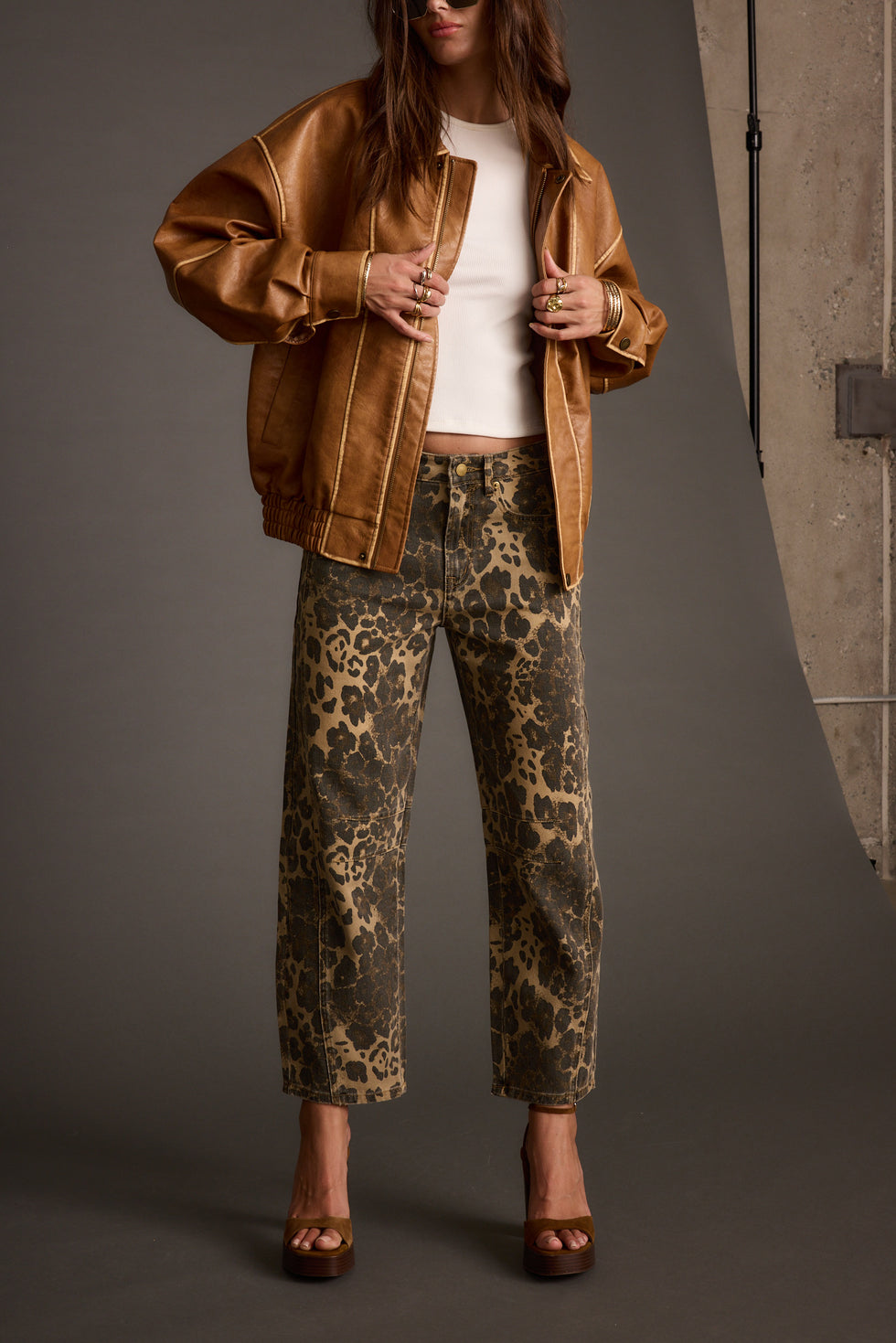 Muse Leopard Barrel Jeans – 12th Tribe